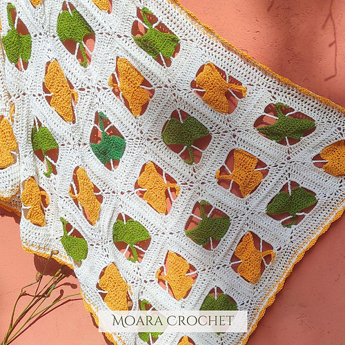 Ravelry: Ginkgo Blanket pattern by Roseanna Murray