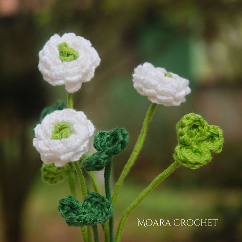 Ravelry: Clover Flower pattern by Roseanna Murray