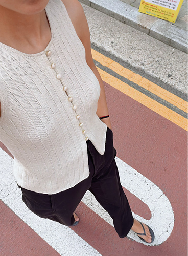 Ravelry: Irina top pattern by Mochiknits