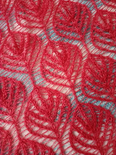 Ravelry: Red Leaf Vines pattern by Cristian Sebastian