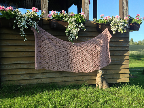 Ravelry: Aliseda pattern by Anna Lipinska