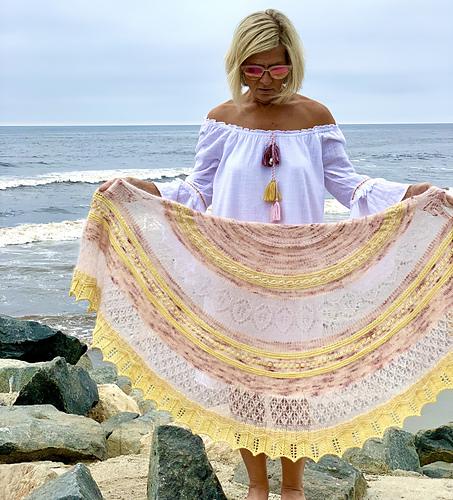 Ravelry: Beauty Queen pattern by Cally Monster