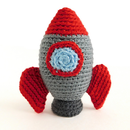 Ravelry: Mini Rocket Ship pattern by Alyssa Voznak