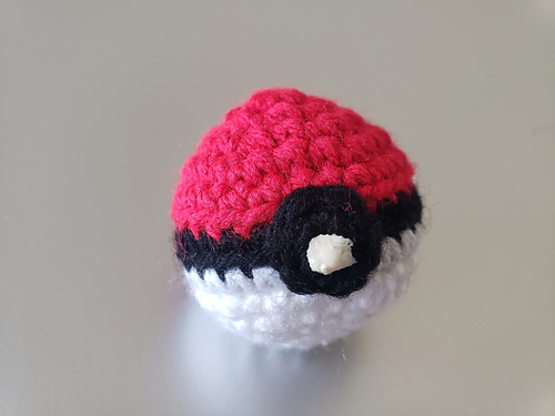Ravelry: Mini Pokeball Set pattern by Amanda Sapp