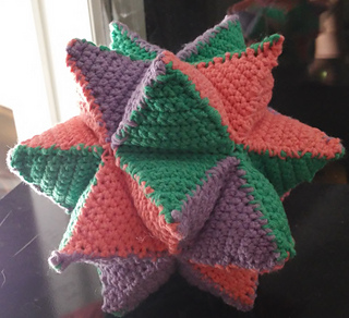 Ravelry: Great stellated dodecahedron pattern by Caput Mortuum