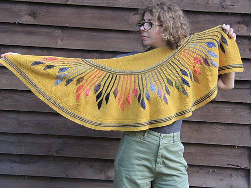 Ravelry: Fire Bird Shawl pattern by Lyudmila Aksenik Old