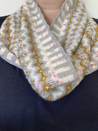 Ravelry: Shockwave Cowl pattern by Aethalia O'Connor