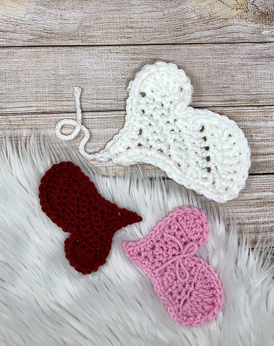 Ravelry: Wonky Heart Applique pattern by tl.crochet
