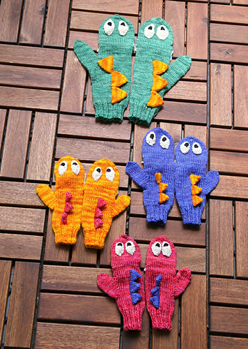 Ravelry: Convertible Monster Mittens pattern by Doreen Blask