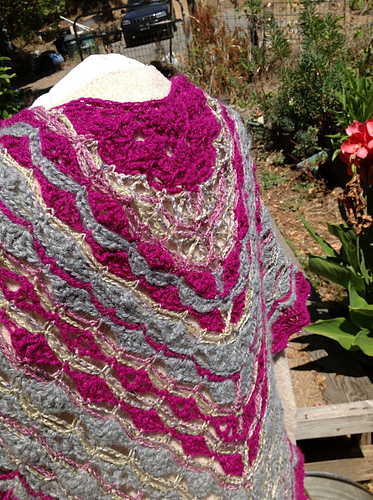 Ravelry: Design Diva Shawl pattern by Robin Abdullah