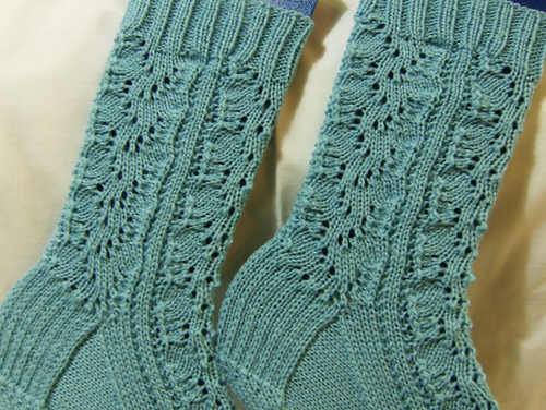 Ravelry: Silver Bells pattern by Daniele Langham