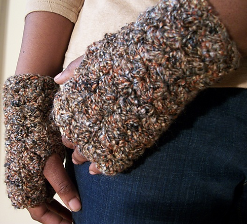 Ravelry: Ulari Fingerless Driving Gloves pattern by Donna M. Rutledge