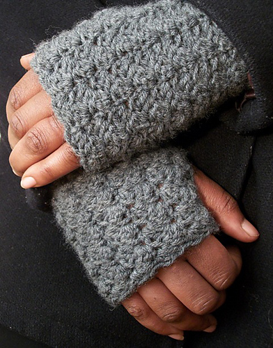 Ravelry: Ulari Fingerless Driving Gloves pattern by Donna M. Rutledge