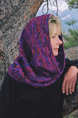 Ravelry: Lauren's Wimple pattern by Lauren Parker