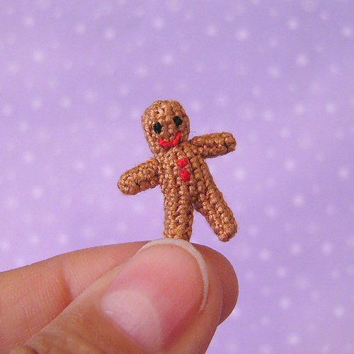 Ravelry: Micro Miniature Gingerbread pattern by Mariella Vitale
