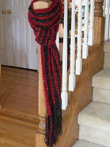Ravelry: Green Stripe for Red Scarf pattern by Trish Johnson