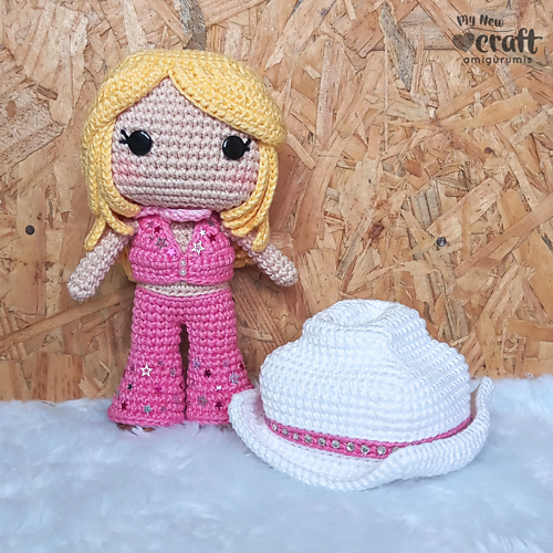 Ravelry: Barbie Amigurumi pattern by Isabela Tavares