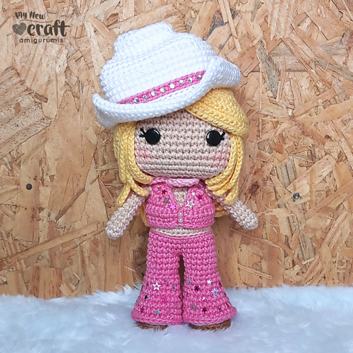 Ravelry: Barbie Amigurumi pattern by Isabela Tavares