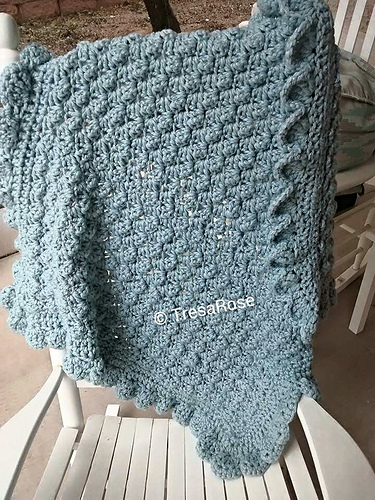 Ravelry: Marshmallow Crochet Baby Blanket pattern by Kristen Mangus