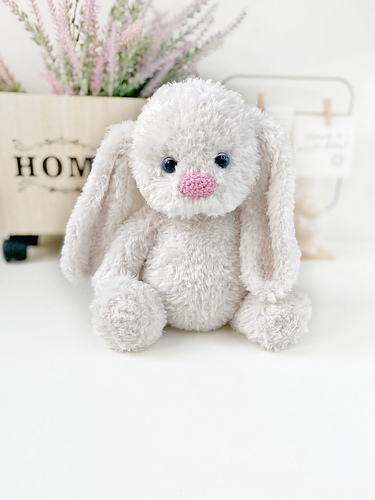 Ravelry: Crochet plush bunny pattern by Natali Loyl