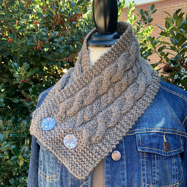 Ravelry: Button Up Cowl pattern by Christine Adams