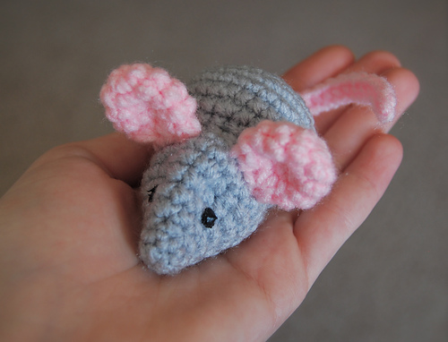 Ravelry: Mini Mouse pattern by Brenna Eaves