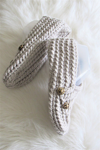 Ravelry: Magic Slippers pattern by CrochetDreamz