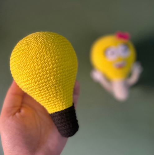 Ravelry: Glowy Bulb pattern by Nada Fatouh