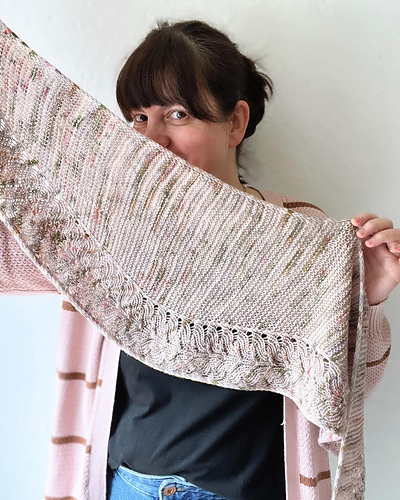 Ravelry: Kodama pattern by Nadia Crétin-Léchenne