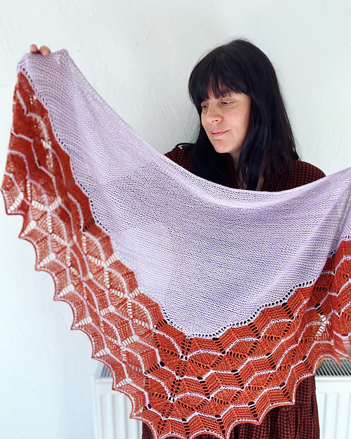 Ravelry: Remedy pattern by Nadia Crétin-Léchenne