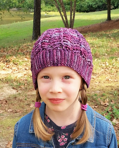 Ravelry: Pinna Hat pattern by Nailya Plaskey
