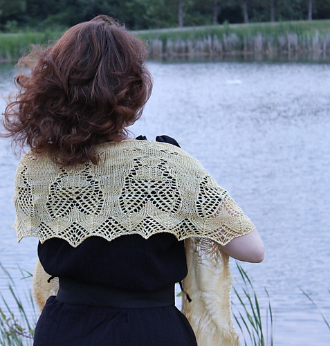 Ravelry: Childeric's Bees pattern by Natalie Servant