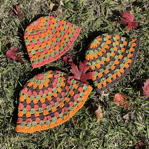 Ravelry: Granny Groove Hat pattern by Natalie Lviv