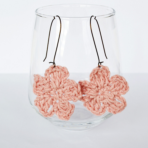 Ravelry: Easy Crochet Earrings pattern by Natalie Lviv
