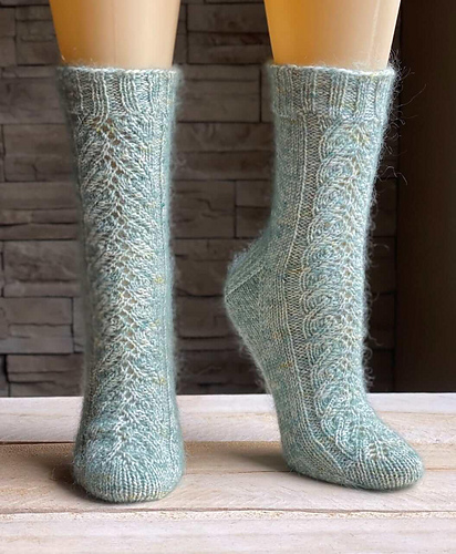 Ravelry: Cloud 9 pattern by Andrea Yetman