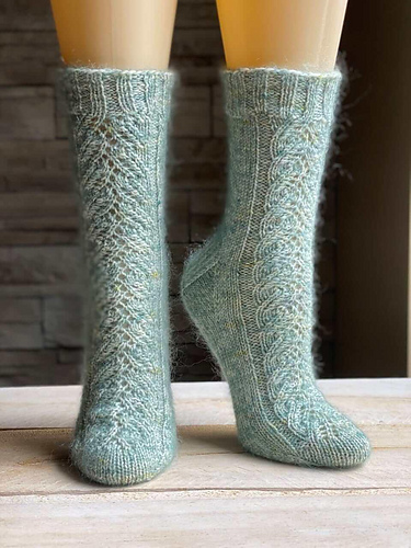 Ravelry: Cloud 9 pattern by Andrea Yetman