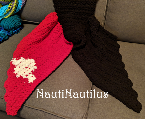 Ravelry: Toothless Snuggle Sack pattern by Corinne Paterson