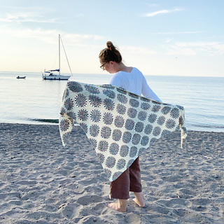 Ravelry: Island Time Shawl pattern by Mallory Krall