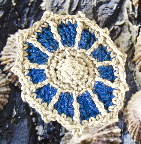 Ravelry: Lovely Limpet Shells! pattern by Artisan loops