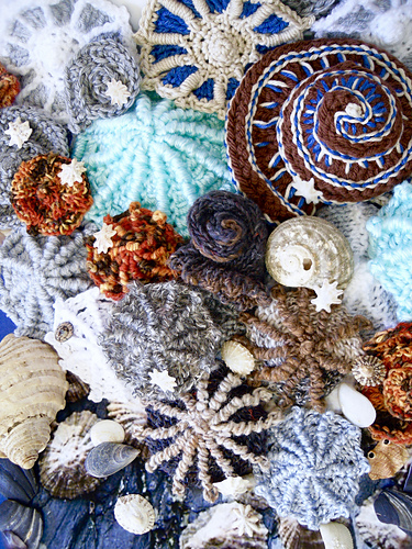 Ravelry: Lovely Limpet Shells! pattern by Artisan loops