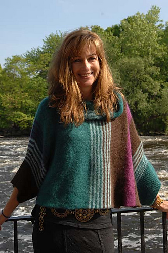 Ravelry: Borderline pattern by Helen Bingham
