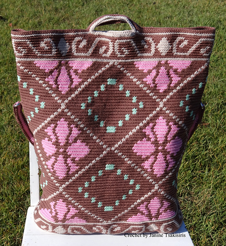 Ravelry: Fold Over Bag pattern by Janine Tsakisiris