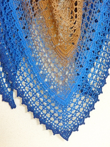 Ravelry: Terra Mater Shawl pattern by Johanna Lindahl