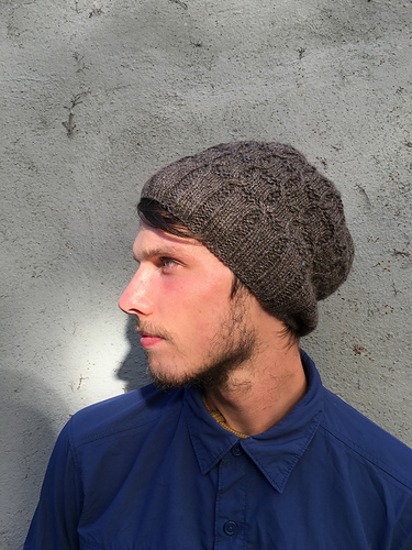 Ravelry: Camber Worsted Hat and Mitts pattern by NellKnits