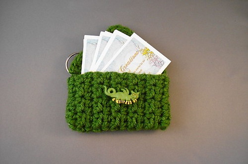 Ravelry: Keychain Business Card Holder pattern by Denelle Campbell