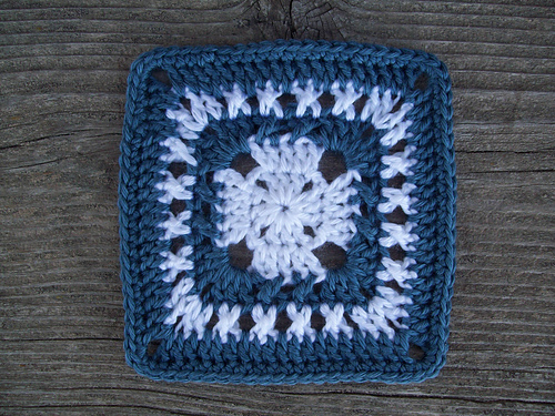Ravelry: Cross Walk Square pattern by Linda N