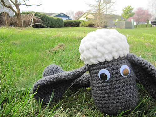 Ravelry: Shaun the Sheep pattern by The Nerdy Knitter