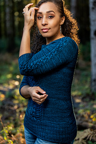 Ravelry: Julissa pattern by Vanessa Smith