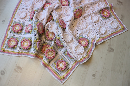 Ravelry: La Petite Fleur pattern by Hooked on Sunshine