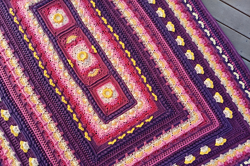 Ravelry: Soliloquy at Sunset pattern by Hooked on Sunshine